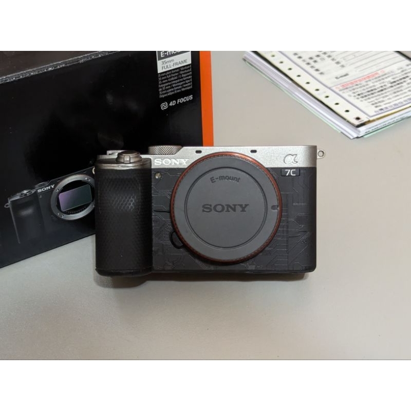 【低快門數】SONY A7C ILCE-7C 全幅機 銀機 二手 A73 A7M3 A74 A7M4 A7C2 | 蝦皮購物