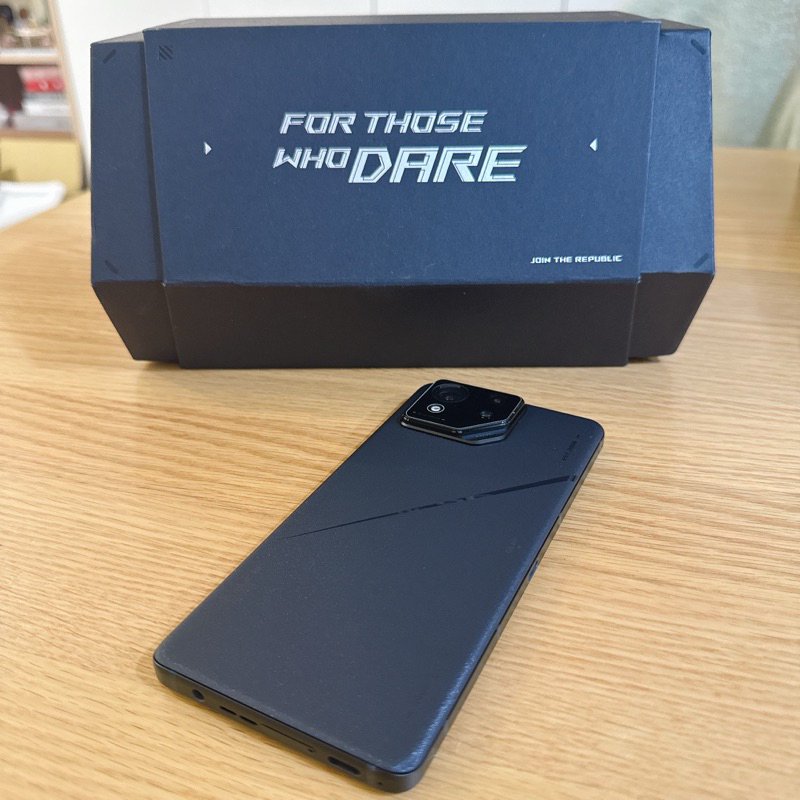 ASUS Rog8 Pro 16+512g 幻影黑 漂亮二手 rog 8 8pro | 蝦皮購物