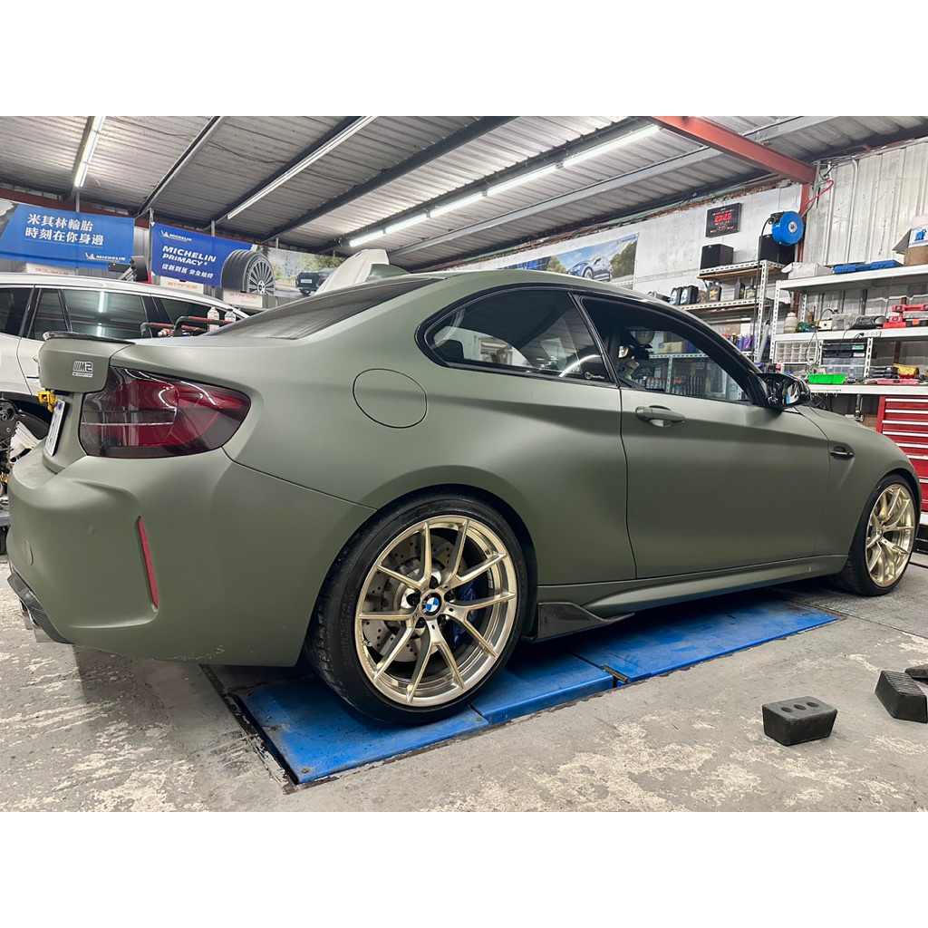 沃克國際-BMW F87 M2c 原廠762凍金色鋁圈+IPE中尾排氣 | 蝦皮購物
