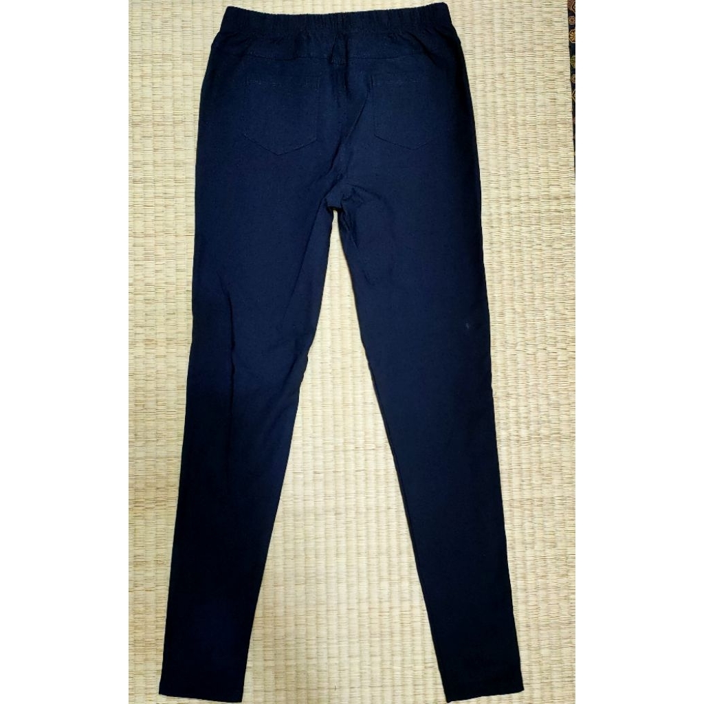 【女】lativ 黑色內刷毛長褲 | 蝦皮購物