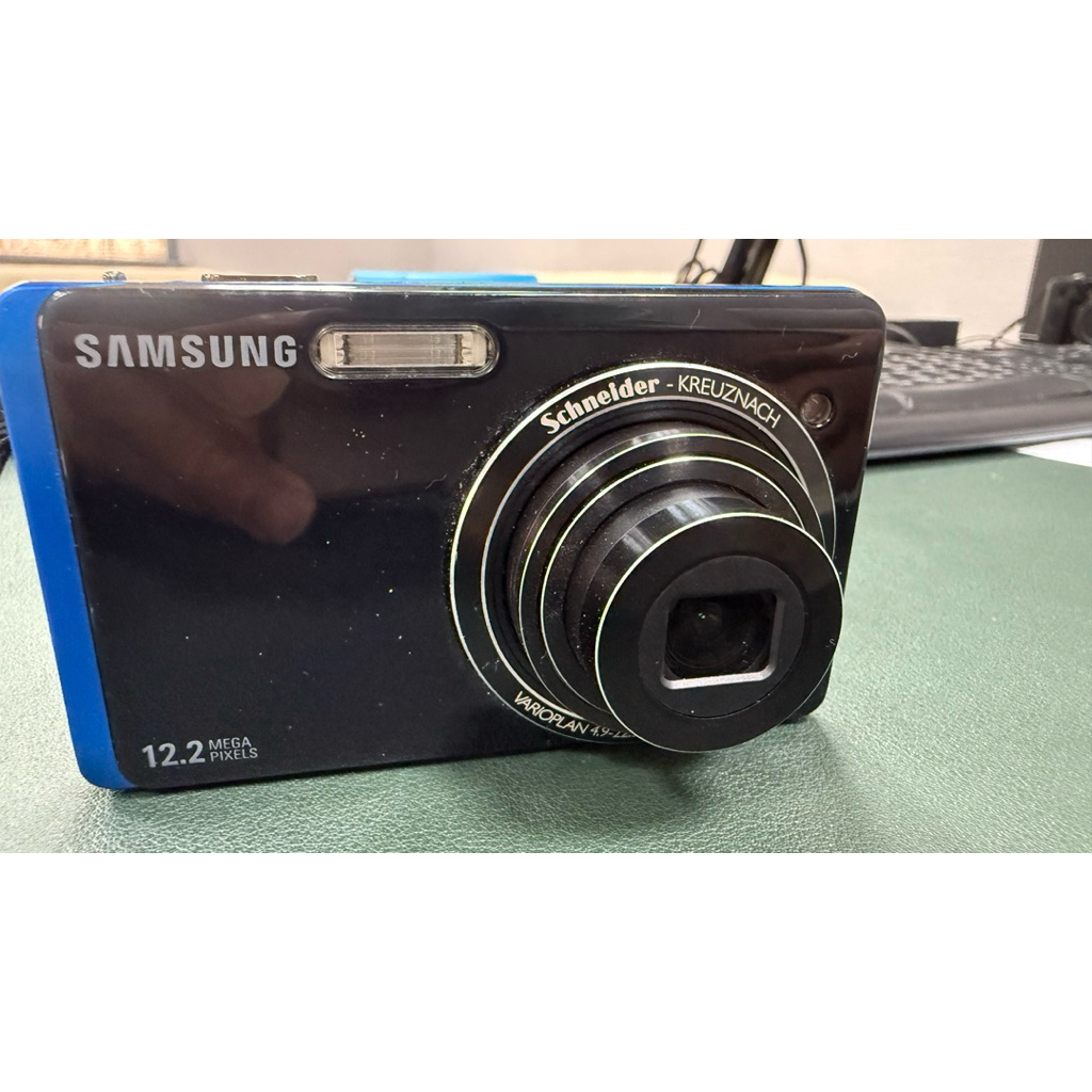 Samsung st500 數位相機 十五年前買的，用了一年就塵封在衣櫃 今天重見天日打開了 功能全部正常 電池也有電力 | 蝦皮購物