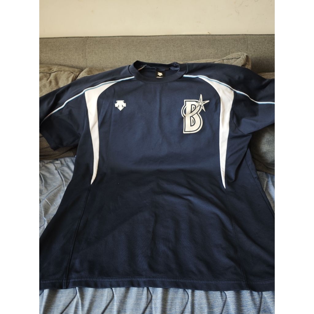 NPB 橫濱DeNA海灣之星實戰練習衣-白標 | 蝦皮購物