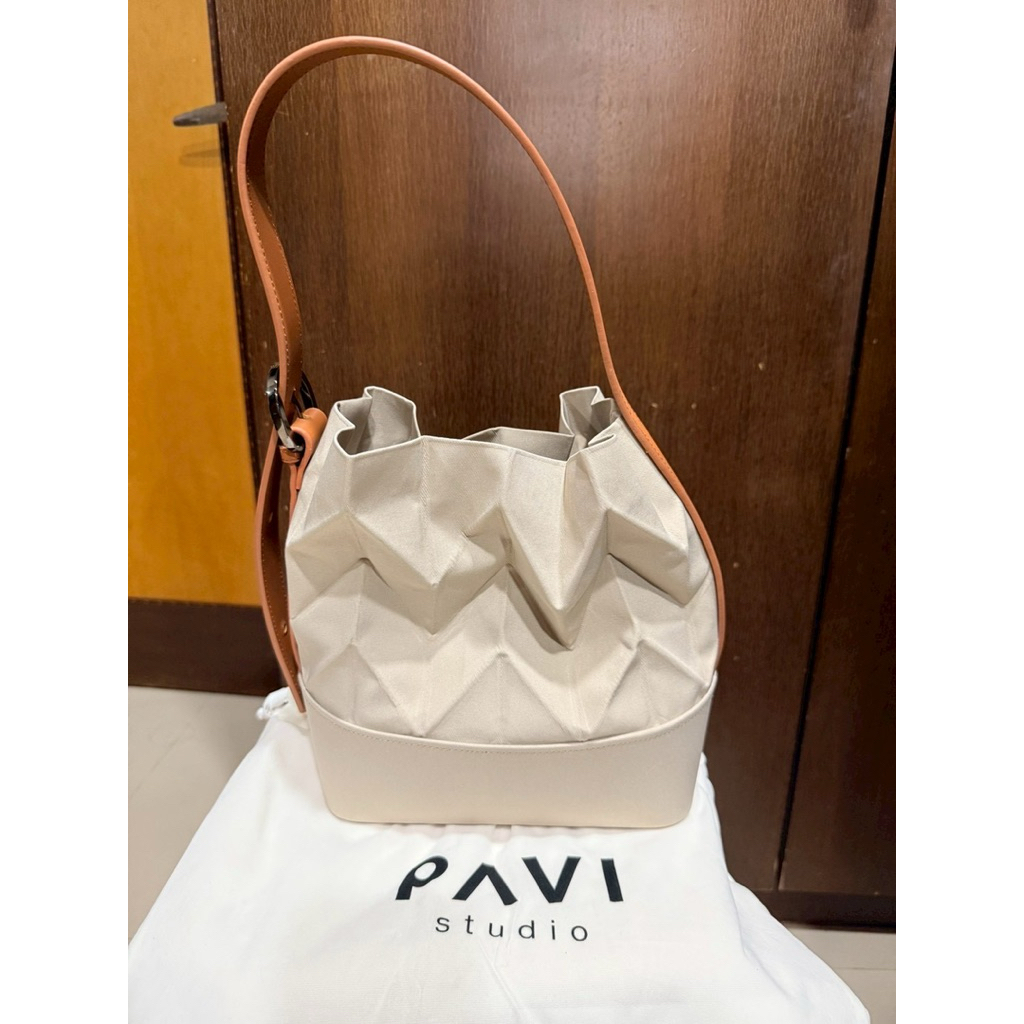 全新 PAVI STUDIO 水桶包 | 蝦皮購物