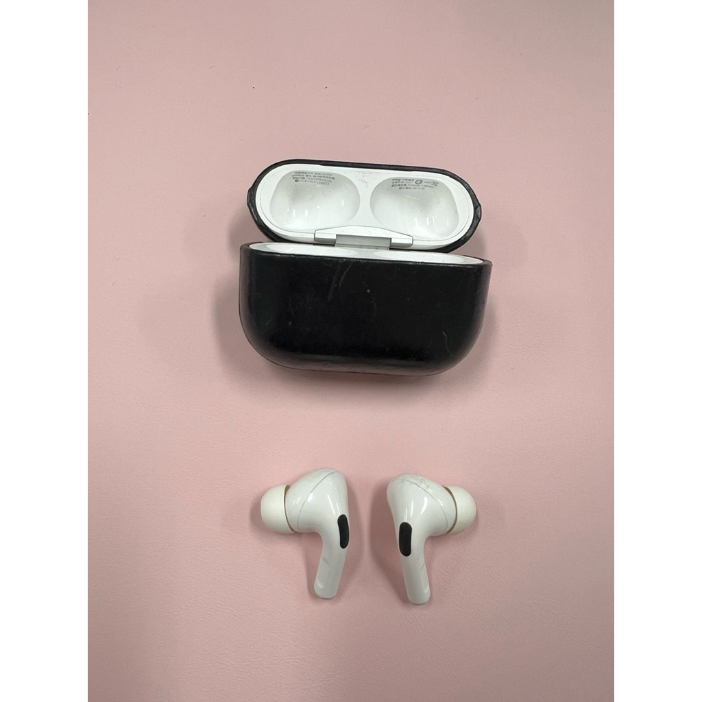 Airpods pro A2084 功能皆正常 商品在台北 附Nomad皮套 | 蝦皮購物