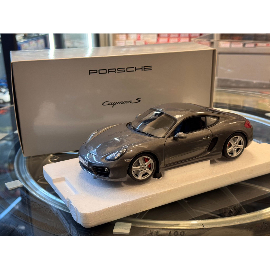 1/18 Minichamps 原廠精品 Porsche 981 Cayman S 鐵灰 絕版 | 蝦皮購物