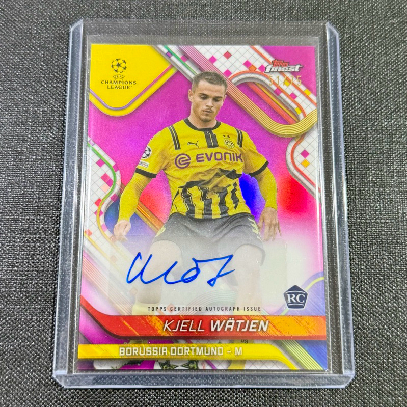 2024-25 Topps Finest UEFA Dortmund Kjell Watjen 簽名 限量75 | 蝦皮購物