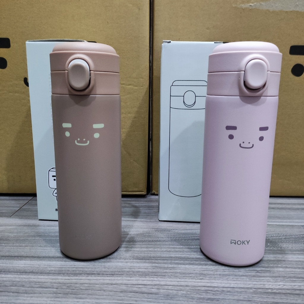【免運】全新 BOXMAN X WOKY 聯名 輕量輕芯鈦瓷易潔層彈蓋保溫瓶 450ml 水壺 保溫杯 沃廚渾圓杯 | 蝦皮購物