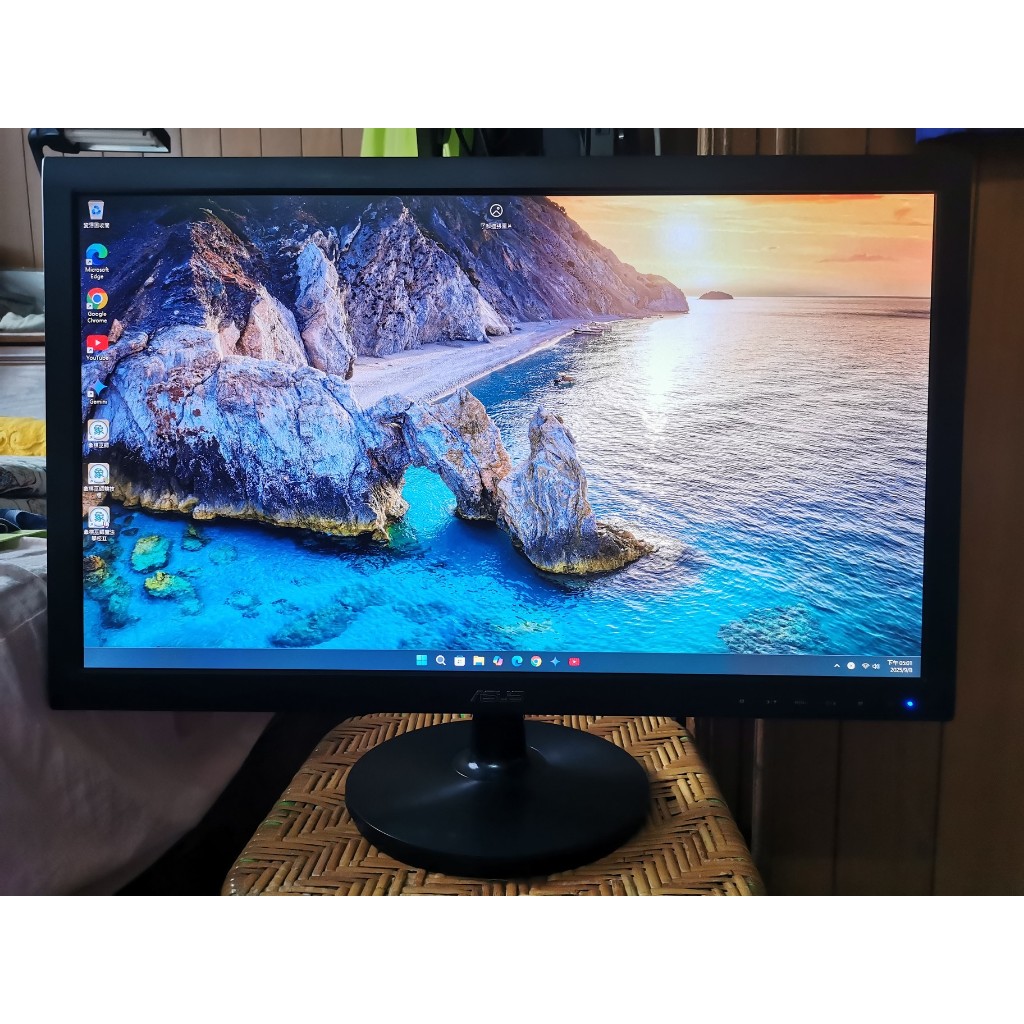 ASUS 24吋 LED VS247 螢幕 DVI VGA 二手 電腦 華碩 | 蝦皮購物