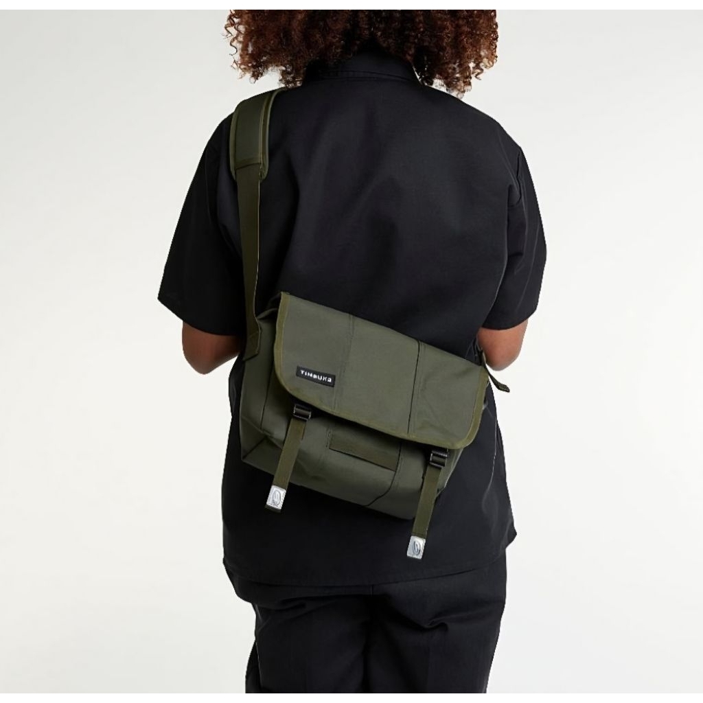 全新 Timbuk2 Classic Messenger Cordura 軍綠 11吋經典郵差包 (XS) | 蝦皮購物
