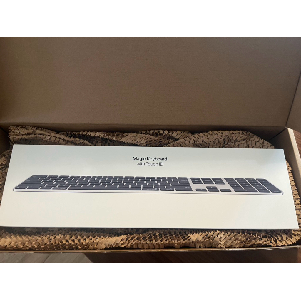 全新(官網售5890) 型號A3119 Apple巧控鍵盤Magic Keyboard含Touch ID和數字鍵盤 | 蝦皮購物