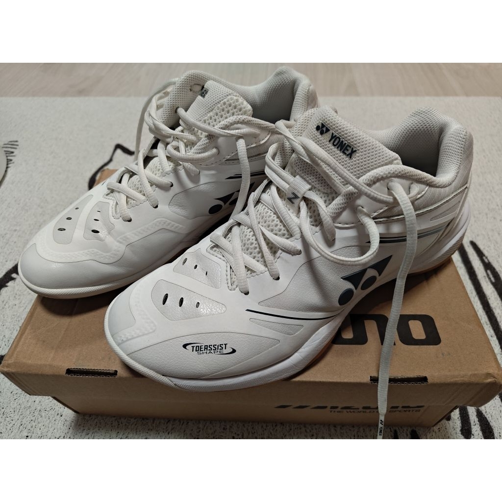 Yonex 65 z4 羽球鞋 25.5cm | 蝦皮購物