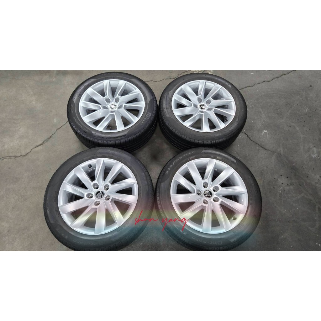 Skoda superb 原廠17吋鋁圈含胎 倍耐力P7 215 55 R17 | 蝦皮購物