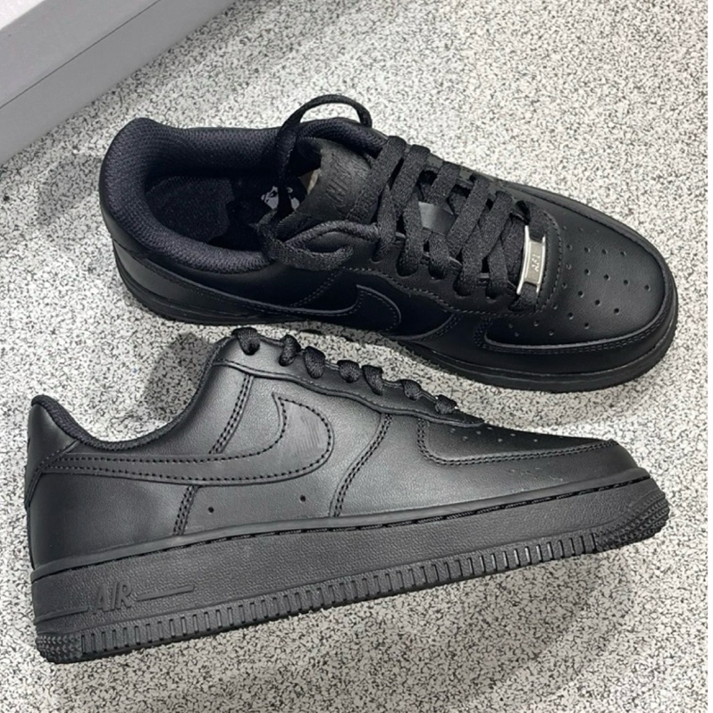{ T&S_studio } Nike AF1 “ Black “ 全黑 黑武士 鐵牌 空軍 國外代購 | 蝦皮購物