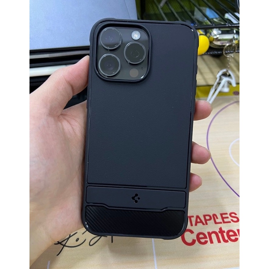 【SPIGEN 】iPhone 15 13 Pro 12 Mini Rugged Armor MagFit 碳纖紋保護殼 | 蝦皮購物