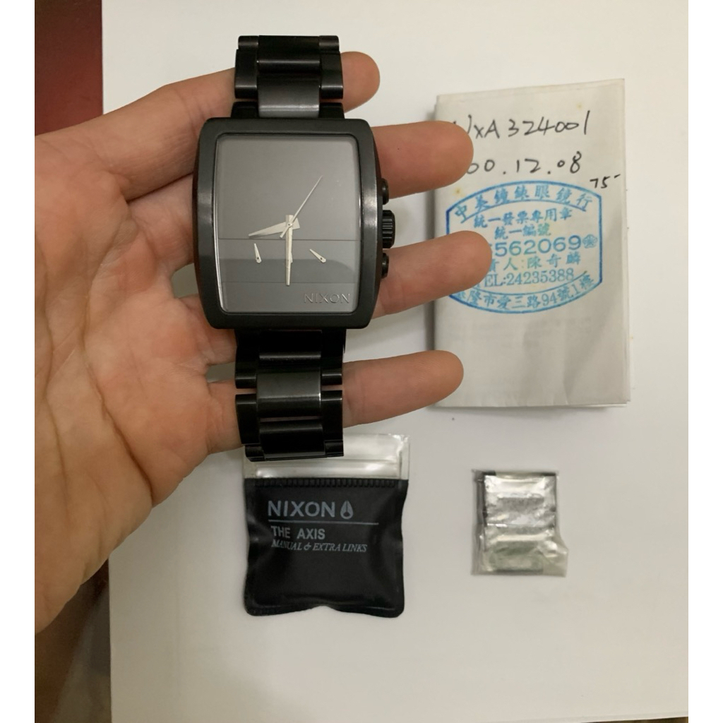 (二手）NIXON The Axis Japanese Quartz 日本石英（電池供電 錶帶可調）手錶 | 蝦皮購物