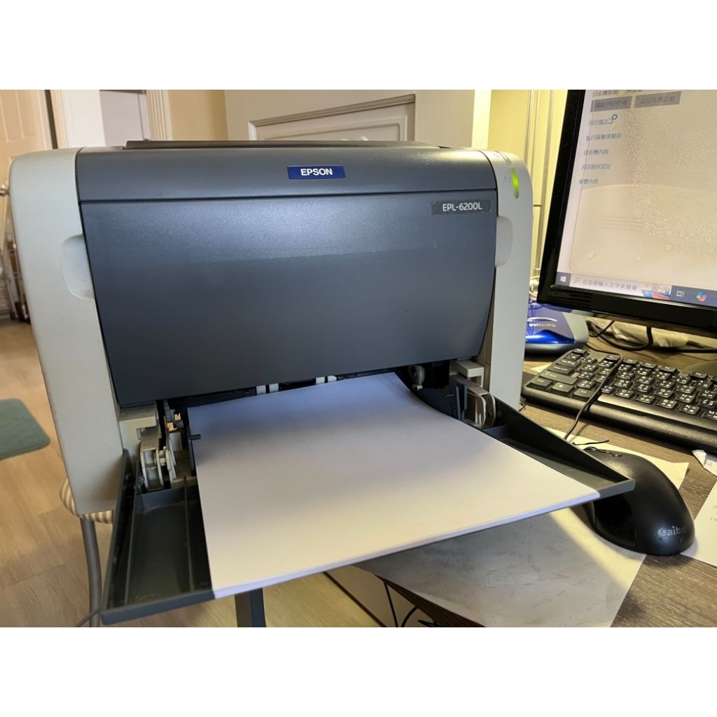 [EPSON]EPL-6200L黑白雷射印表機正常，內含光鼓加原廠碳粉匣，加兩個原廠碳粉匣 | 蝦皮購物