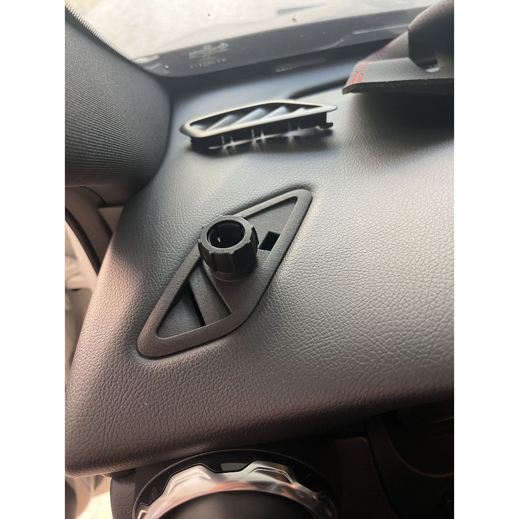 BENZ W176 GLA CLA A180 A250 A45專用冷氣出風口磁吸手機架 magsafe 17MM 球頭 | 蝦皮購物