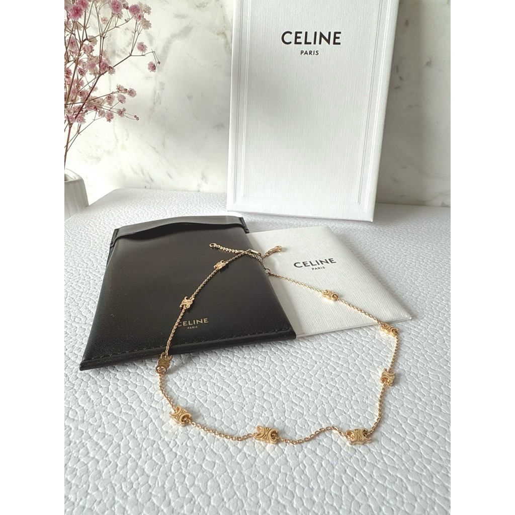 全新 Celine TRIOMPHE金色飾面黃銅迷你項鍊 頸鏈 | 蝦皮購物
