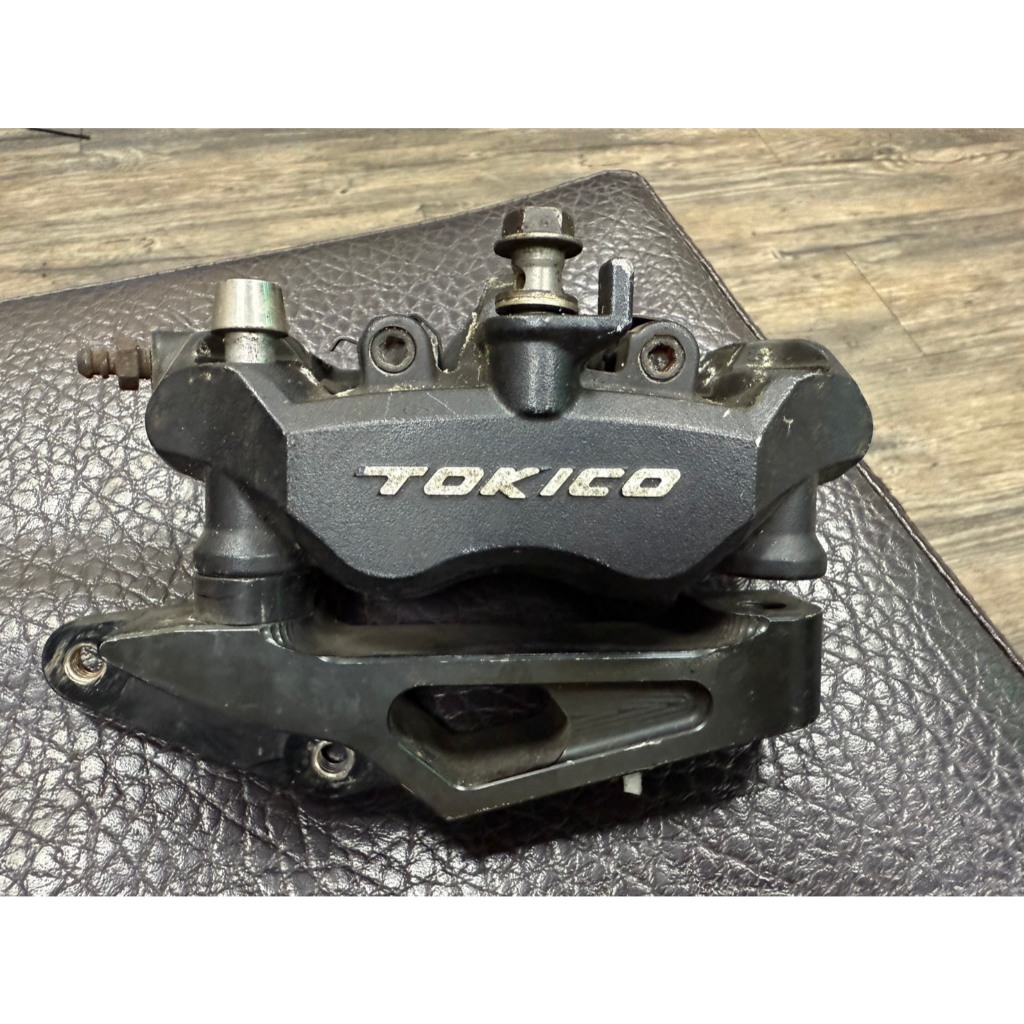 TOKICO 六活塞煞車卡鉗Tokico 6-pot caliper Kawasaki、Suzuki 等原廠改裝卡鉗 | 蝦皮購物