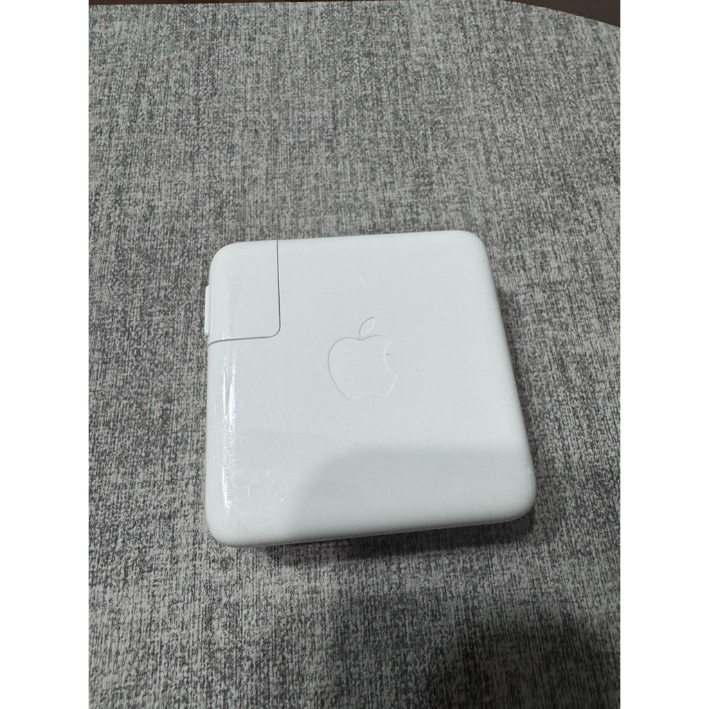 原廠 APPLE 61W USB-C 電源轉接器 二手 蘋果 充電器 | 蝦皮購物