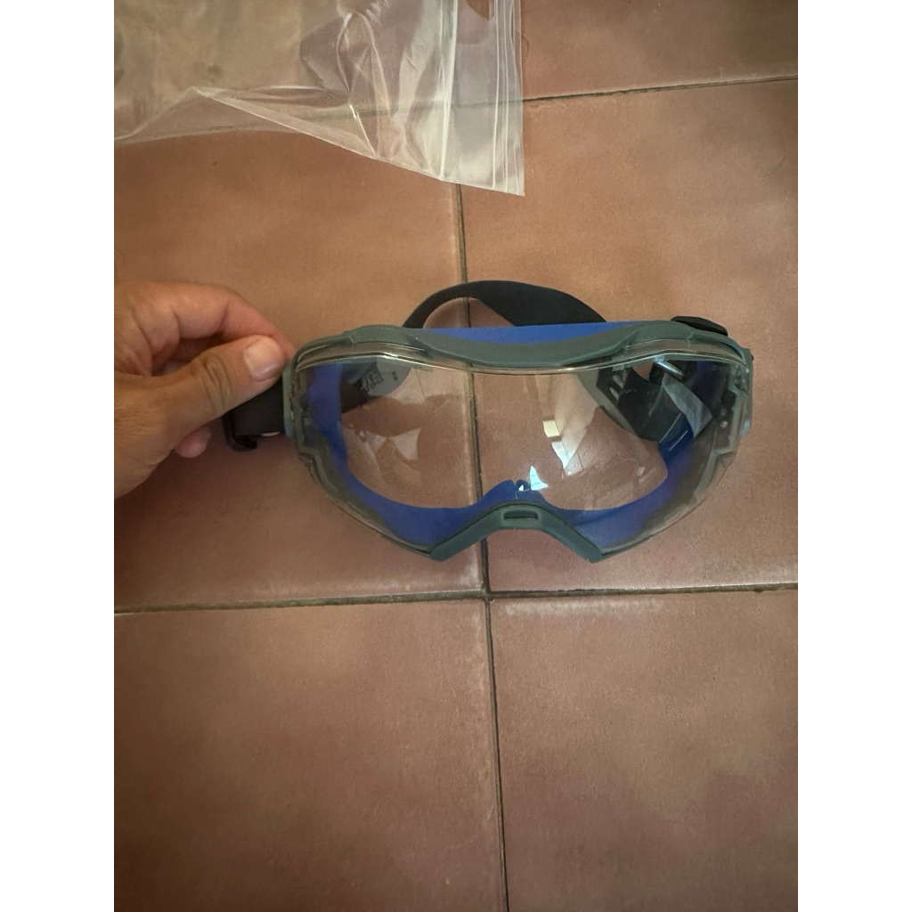 3M™ GoggleGear™ SGAF 護目鏡 GG6001NSGAF-BLU, 藍色覆緣, 透明鏡片 | 蝦皮購物