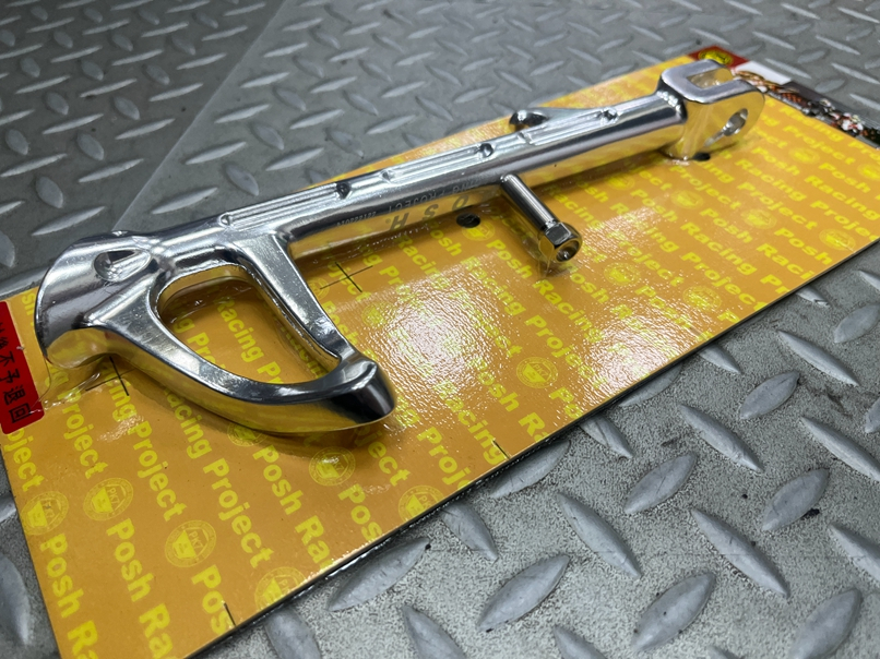 DIY本舖 POSH 銀色 SYM DRG 曼巴 MMBCU 158 適用 鋁合金邊柱 旁柱 側柱 邊柱 側腳架 | 蝦皮購物