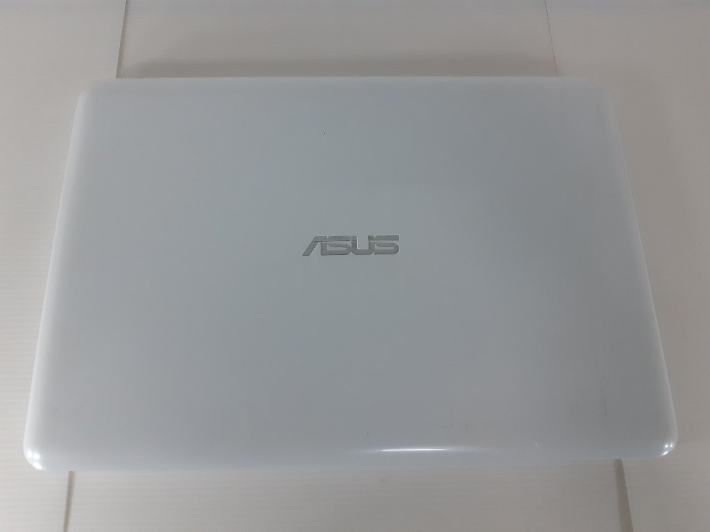 華碩ASUS VivoBook E402NA 14吋 天使白 N3450/4G/120G SSD 四核輕薄文書筆電 | 蝦皮購物