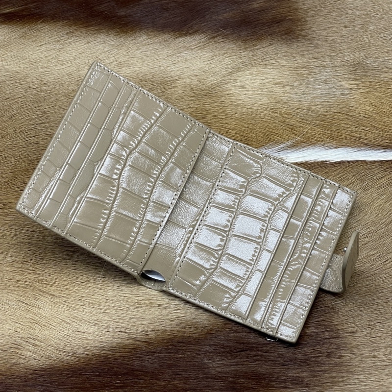 【台灣現貨 保固免運】 牛皮壓鱷魚紋皮夾 高級感大容量真皮錢包 頭層牛皮錢包 真皮皮夾 真皮短夾 | 蝦皮購物