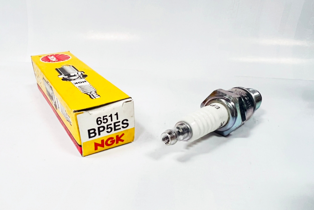 **機油超人** NGK BP5ES 6511 火星塞 | 蝦皮購物