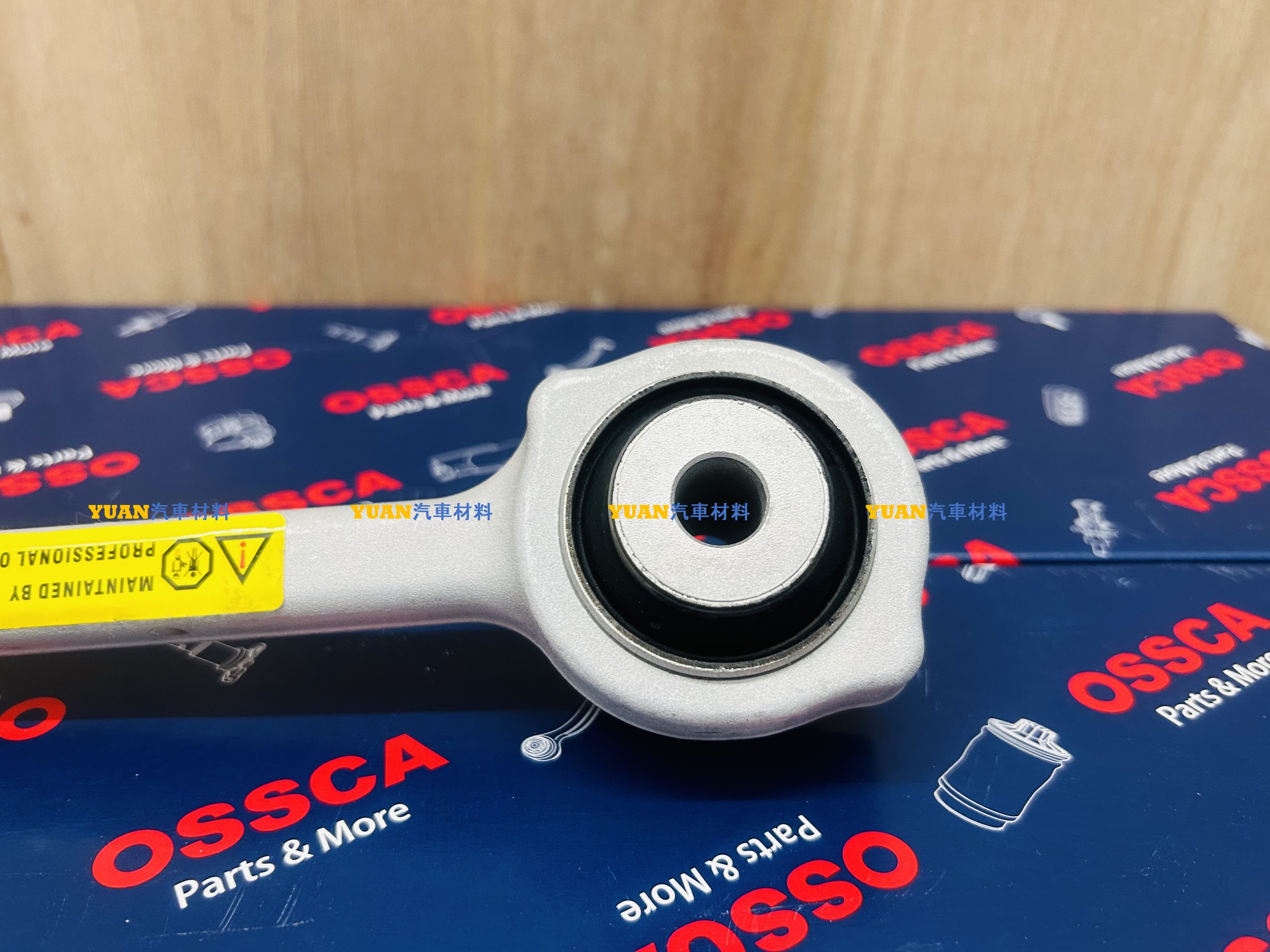 三腳架 三角架 BENZ X204 2043308011 前下直鋁 | 蝦皮購物