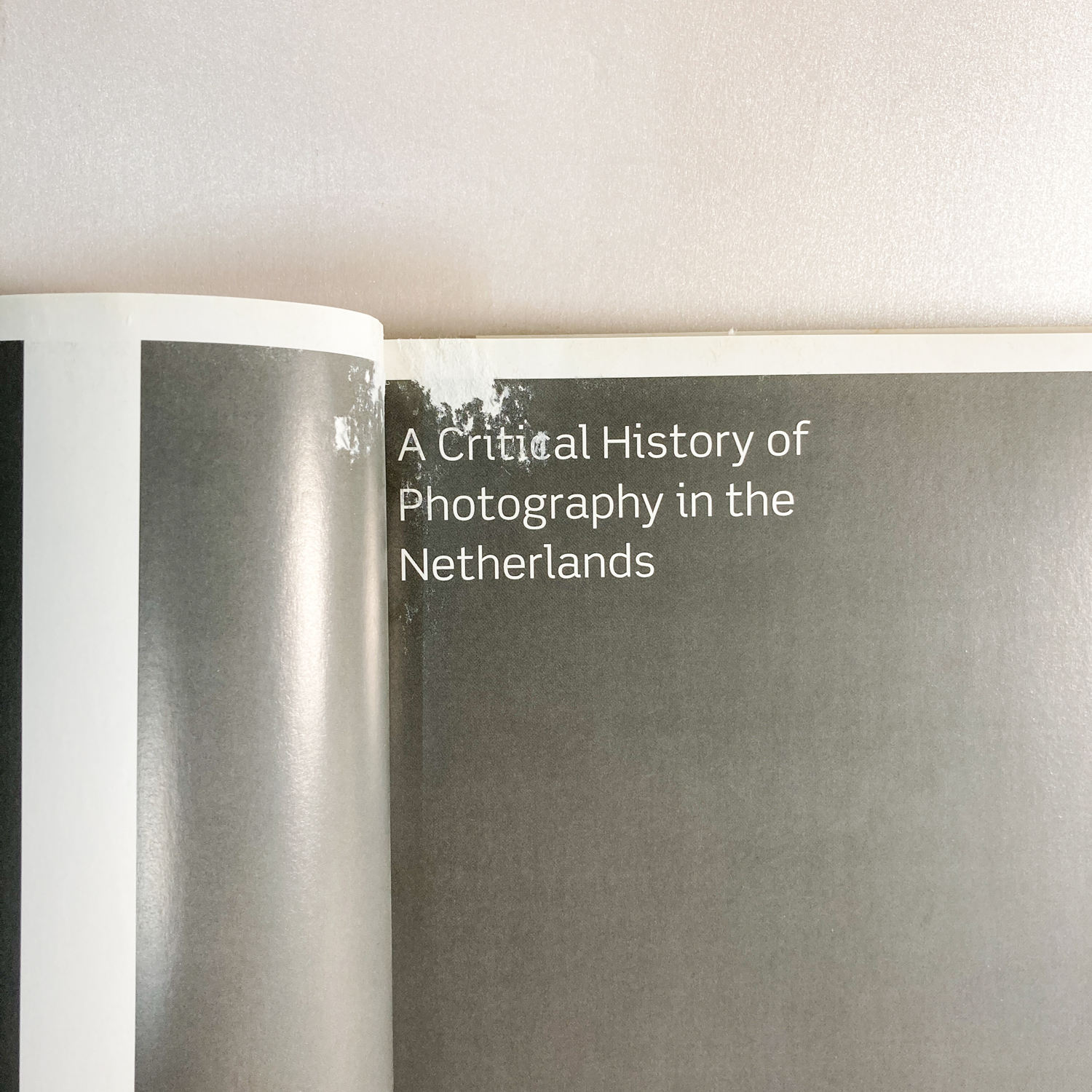 《Dutch Eyes – A Critical History of Photography in the Nethe | 蝦皮購物