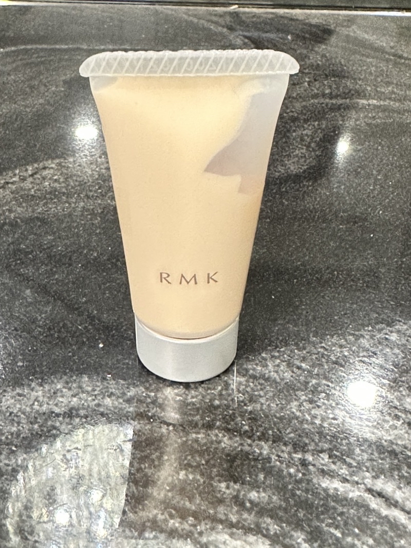 專櫃正品 RMK 毛孔柔霧隔離霜SPF6 PA+ 10g 03#白皙色 現貨超低價 | 蝦皮購物