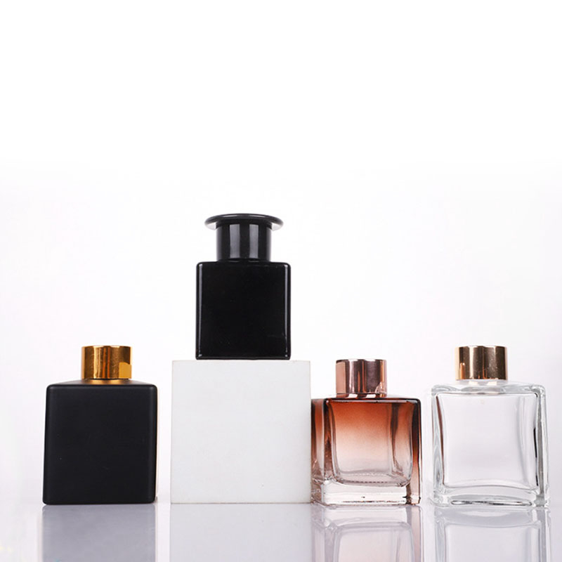 方型玻璃瓶香薰瓶 ☆ VITO zakka ☆ 擴香 香薰 玻璃空瓶 擴香瓶 香薰瓶 玻璃瓶 玻璃方瓶 香氛 | 蝦皮購物