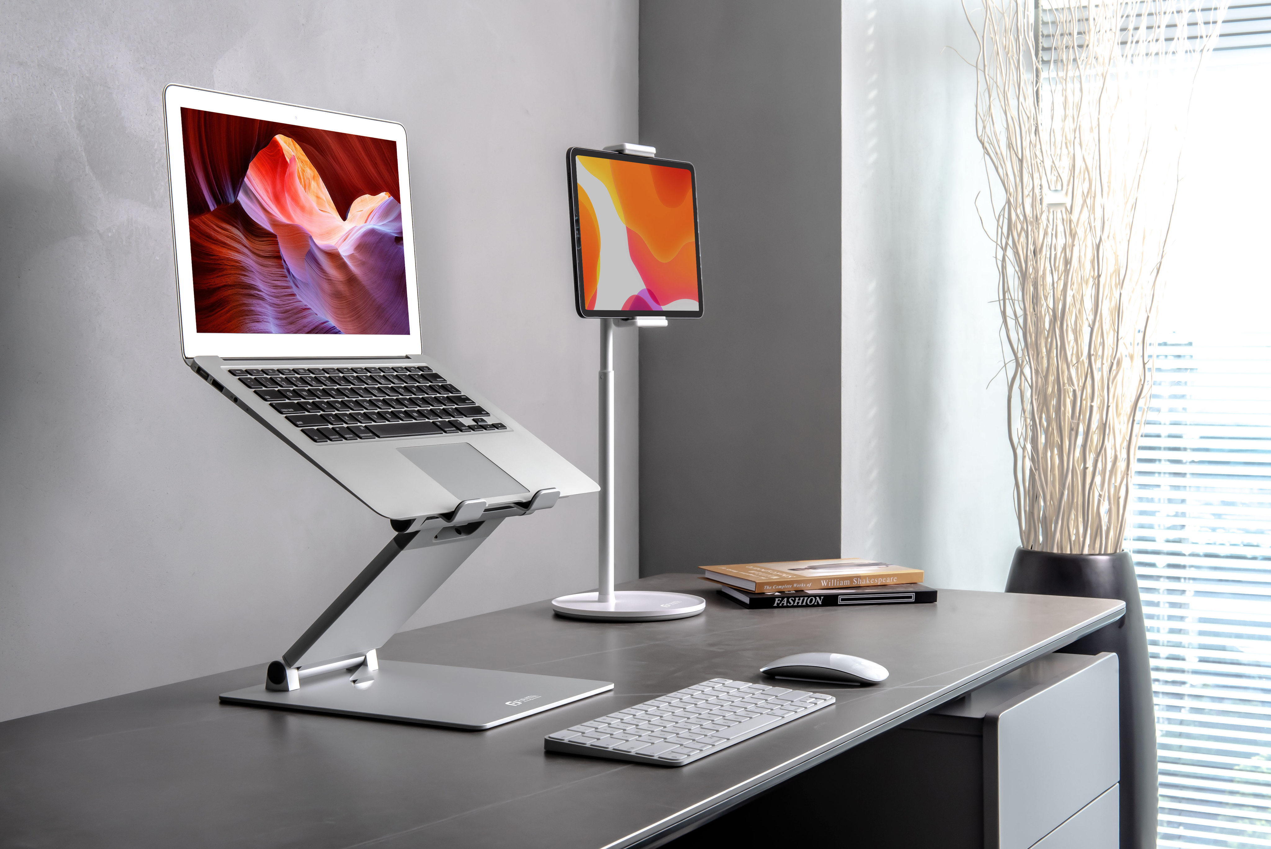 【瑞米 Raymii】 RR-79 鋁合金升降筆電支架 筆電架 支架 增高架 可調高度 散熱架散熱支架 筆記型電腦支架 | 蝦皮購物