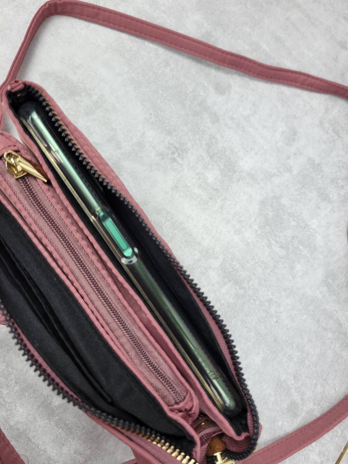 （台灣現貨）MIZZUE RS019 三層厚磅防水尼龍多功能小包 手拿包 多層包 零錢包 卡片包 長夾包 手提包 斜背包 | 蝦皮購物