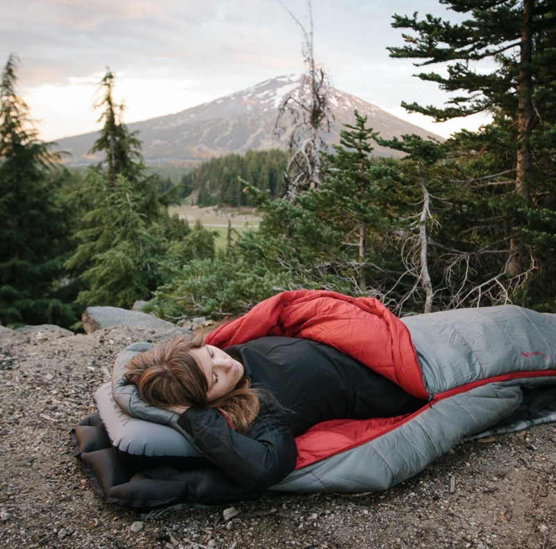 [輕量舒適熱銷]TILLAK 80g 輕量 露營枕頭 TPU 充氣枕 登山枕頭 野營枕頭 野餐 靠枕 枕頭 | 蝦皮購物