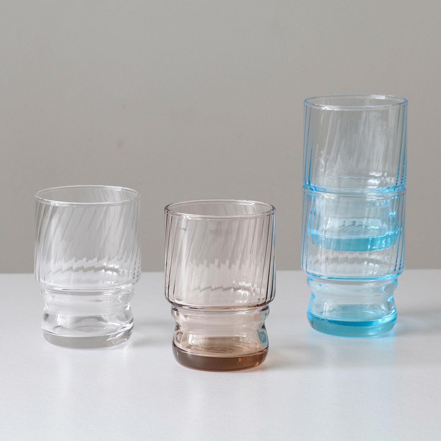 日本ADERIA 口部強化玻璃杯 可疊杯 棕色藍色 235ml 金益合玻璃器皿 | 蝦皮購物