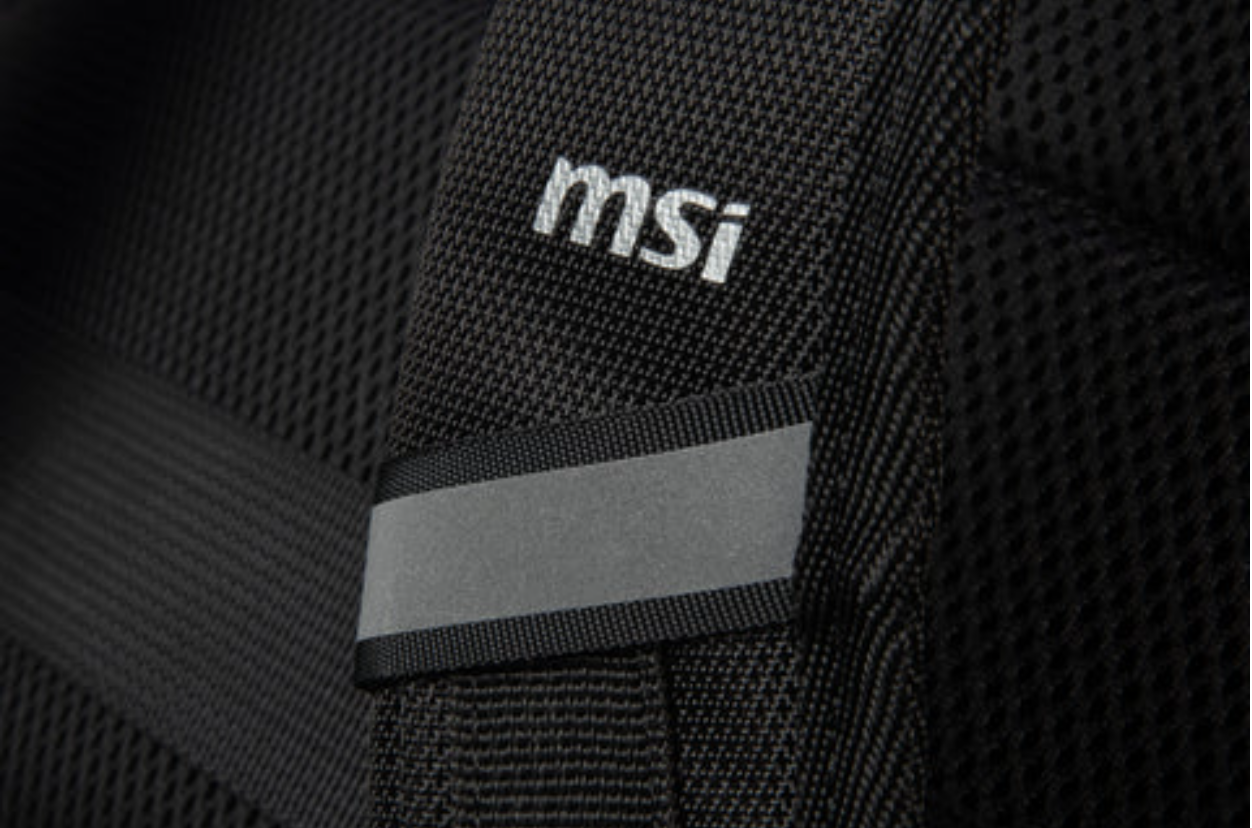 MSI 微星 Titan Gaming Backpack 筆電後背包 【現貨】【GAME休閒館】 | 蝦皮購物