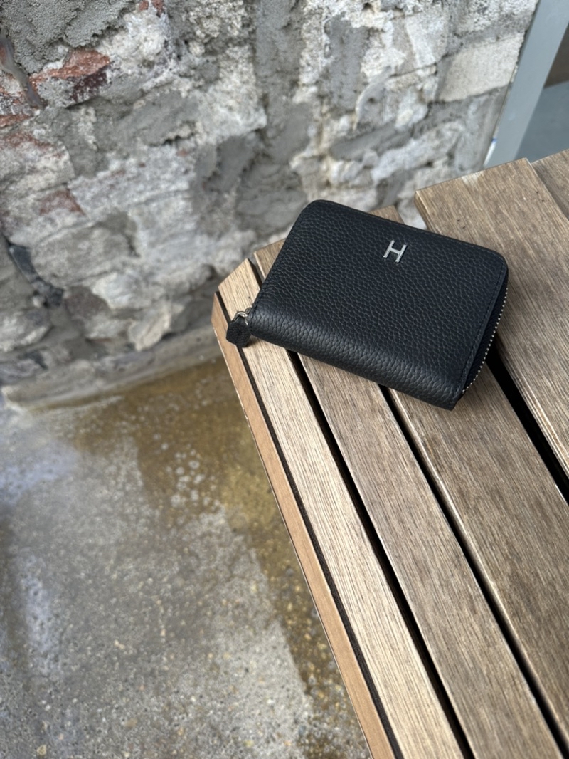 【現貨 】闆娘強推🔥 小牛皮短夾🧀 ｜正韓空運🇰🇷｜韓國 H 荔枝紋 牛皮 拉鍊 短夾 零錢包8889 | 蝦皮購物
