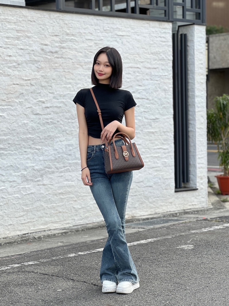【New START精品服飾-員林】現貨 Michael Kors MK Gabby 立體圓釦 手提包 側背包 | 蝦皮購物