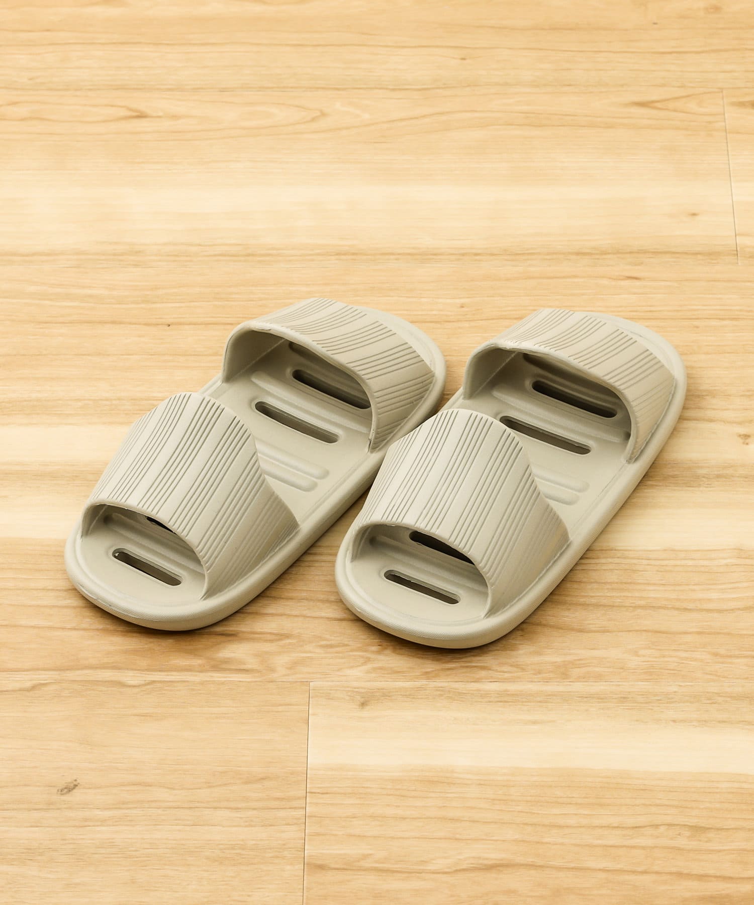 【日日好貨店】日本 3COINS｜雙向 兩穿 輕量 拖鞋 全2款 最大尺碼25cm｜現貨 快速出貨 | 蝦皮購物