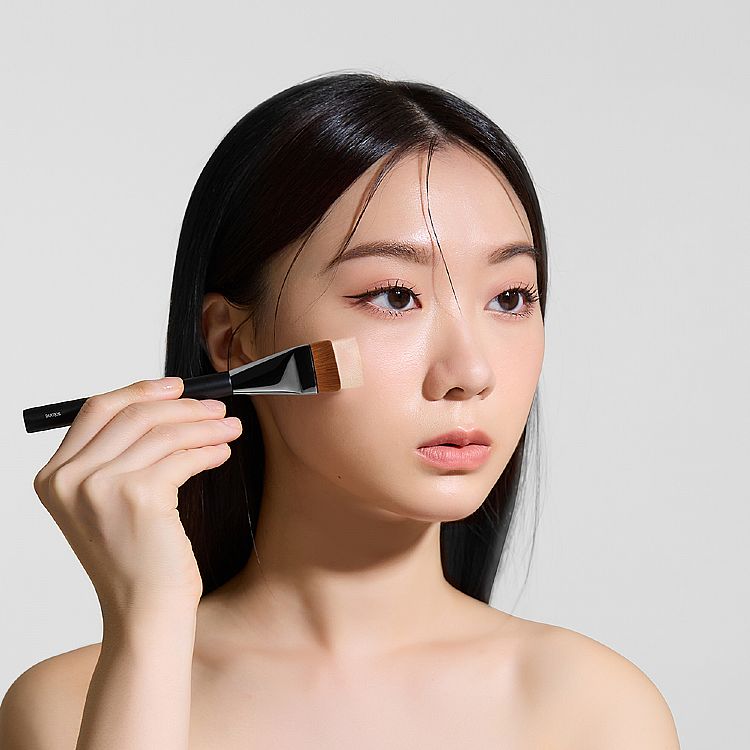 Solone 大藝術家 玩色 一字型 粉底刷 F16(1支入) 刷具 底妝 化妝工具 上妝【小三美日】DS022593 | 蝦皮購物