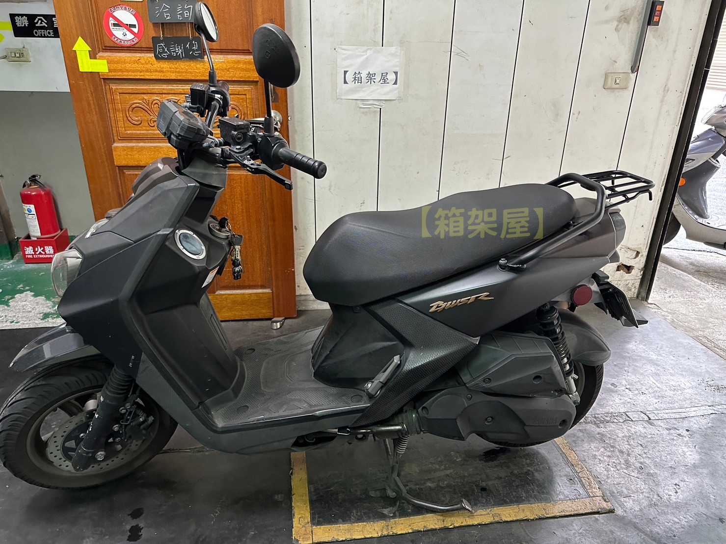 【新北新莊箱架屋】原廠型 BWSR 雙碟版 後架 BR 後箱架 YW125M 貨架 注意:超取加減會碰傷 不介意才選超取 | 蝦皮購物