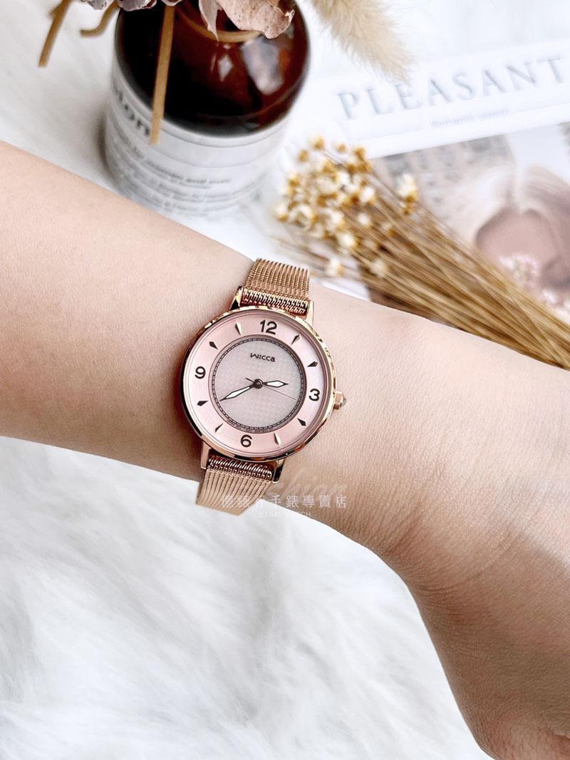 CITIZEN WICCA 少女系列 環保太陽能千鳥格紋清新粉紅金腕錶 KP3-465-95 女錶 公司貨 台灣限定款 | 蝦皮購物
