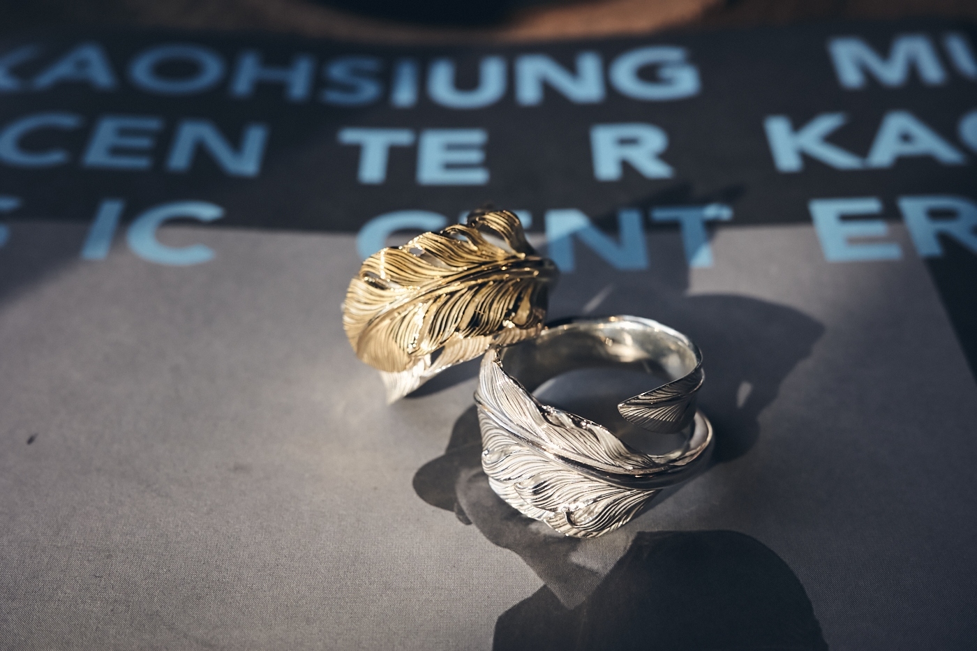 補貨到!日本yusuke kosaka works小坂雄介上金羽毛戒指【就是愛古著】 | 蝦皮購物