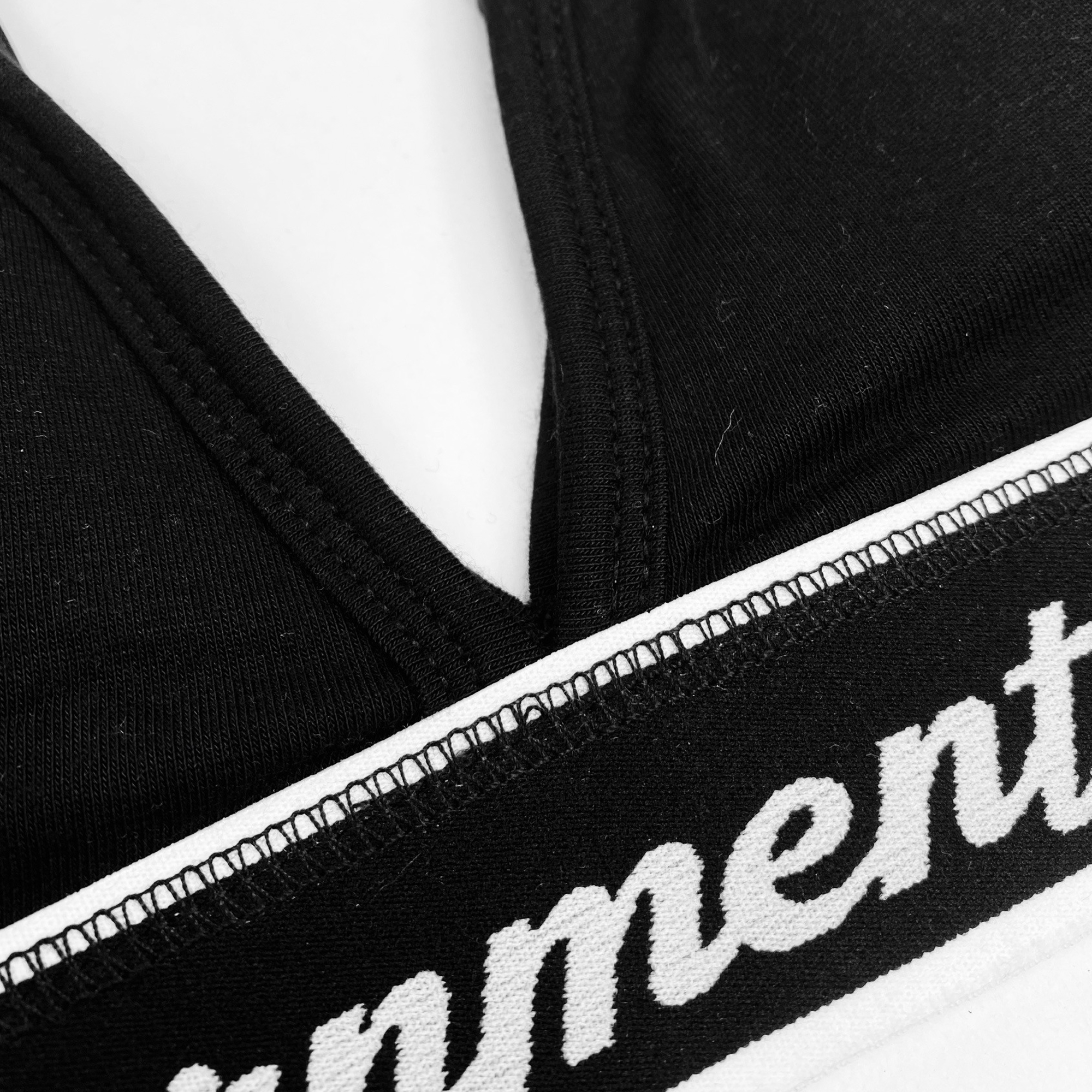 【No.23Factory】 DISCERNMENT DCM TRIANGLE BRALETTE 運動內衣 V領 | 蝦皮購物
