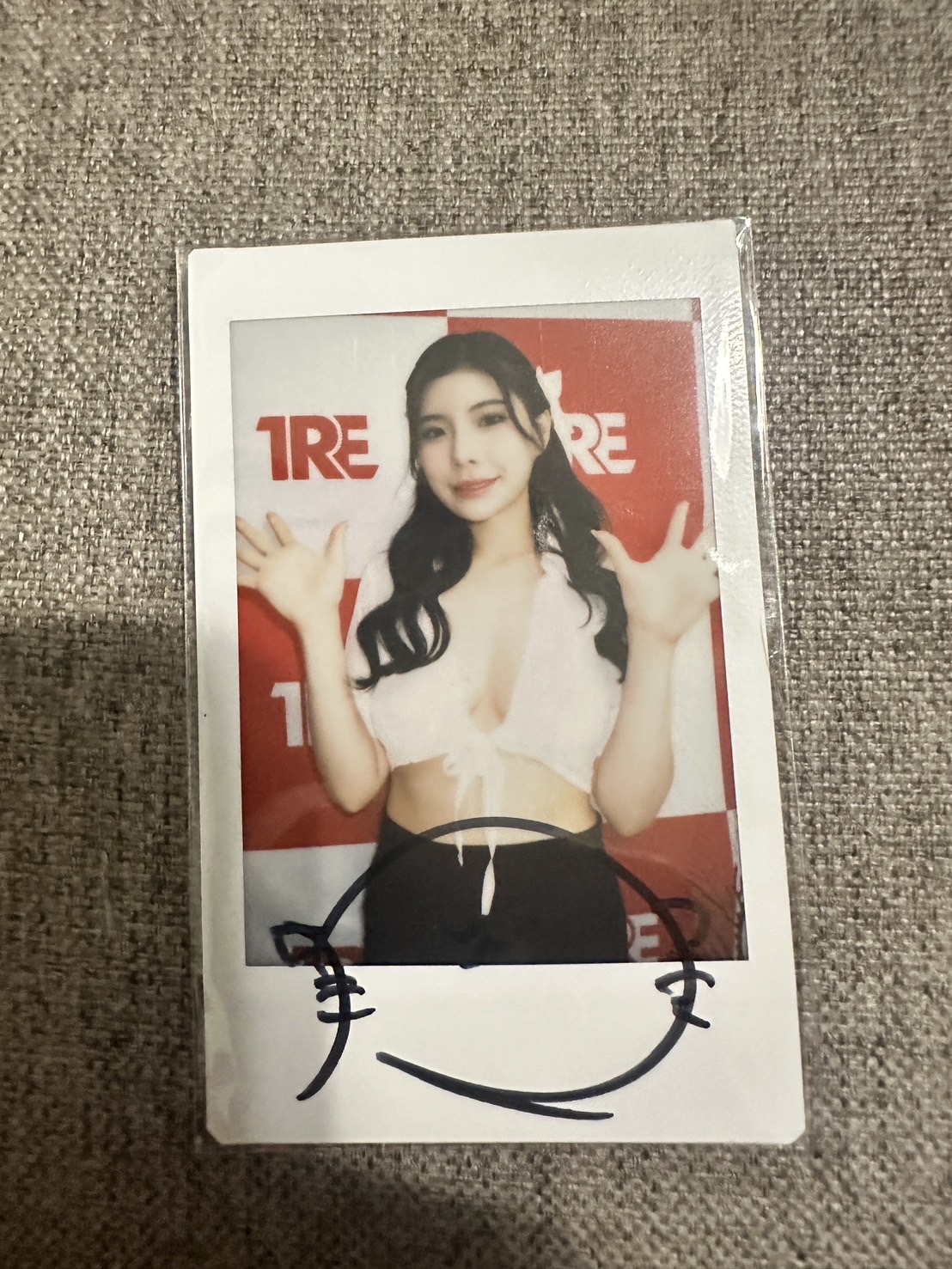 TRE 2024拍立得 神木麗 金卡包 金御守 | 蝦皮購物