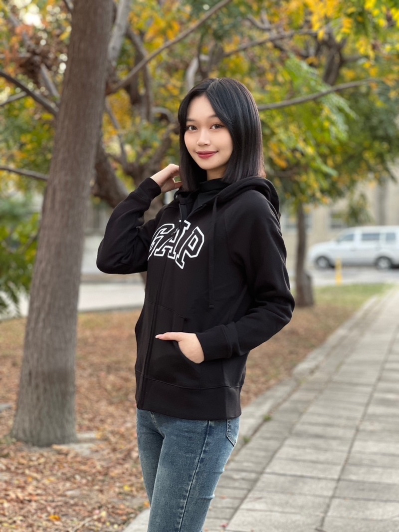 【New START精品服飾-員林】現貨免運 GAP 基本款 女款 內刷毛 貼布Logo 連帽外套 女版 棉外套 薄外套 | 蝦皮購物