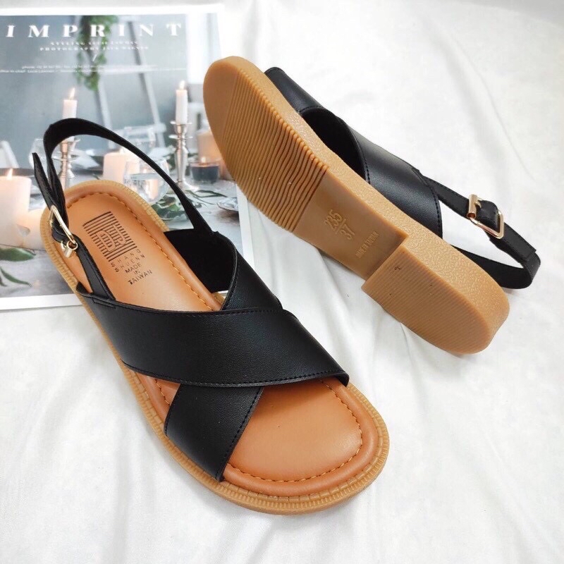 【Joyishoes】台灣出貨 台灣製 涼鞋 平底涼拖鞋 平底涼鞋 一字涼拖鞋 平底拖鞋8933 6687 7815 | 蝦皮購物