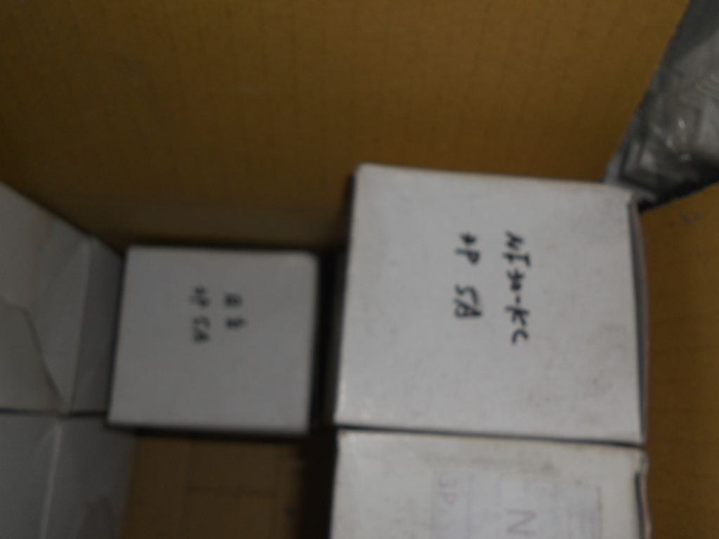 日本 三菱 NFB 日立 無熔絲開關BH 馬達型 NF50-KC 3P 4A-50A 軌道 螺絲 匯流排 (D2) | 蝦皮購物